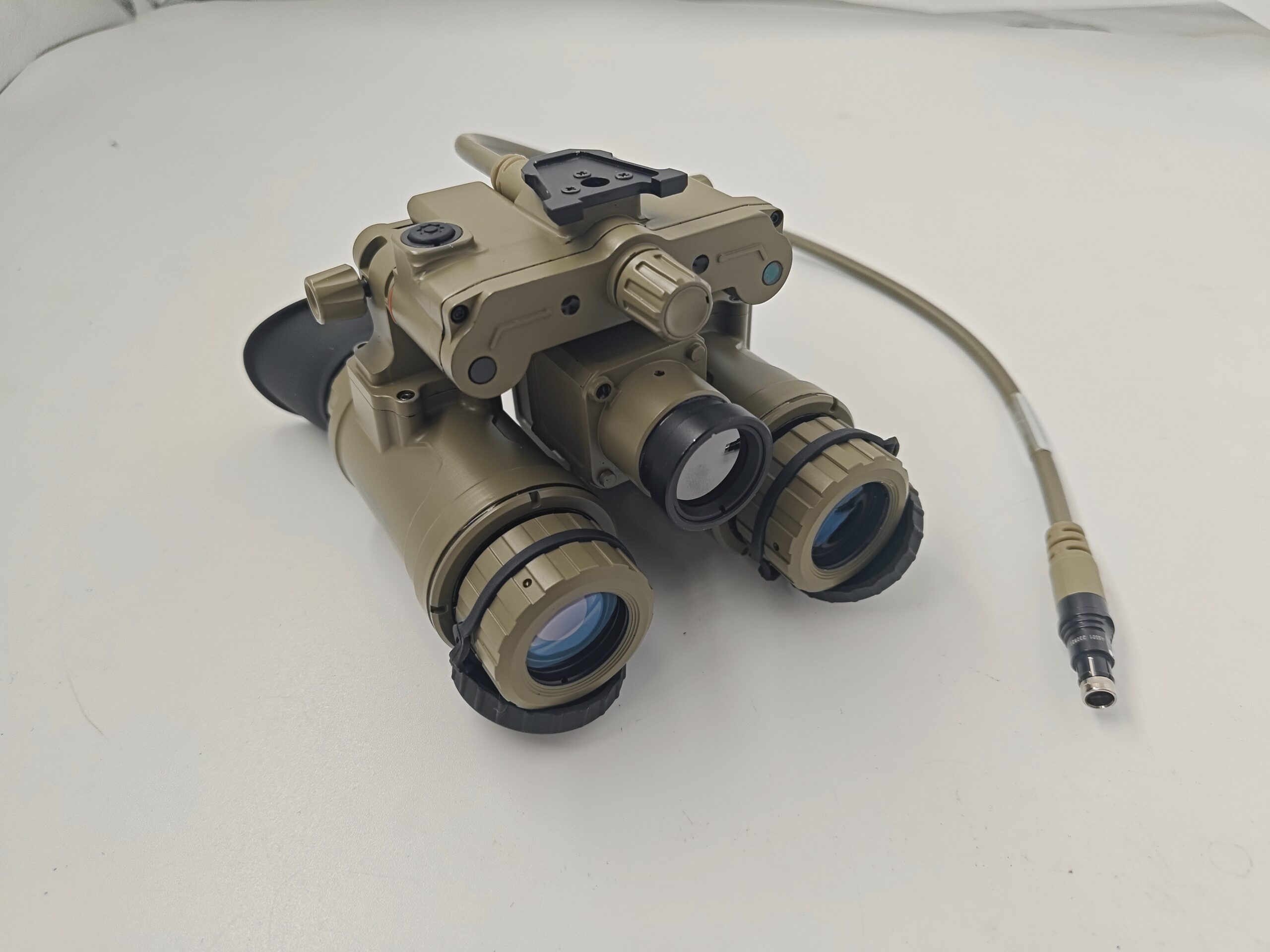 dual-channel dual-spectrum thermal fusion night vision goggles ...